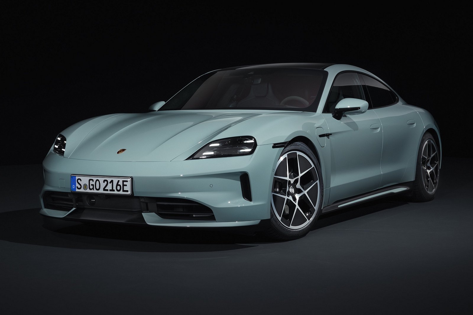 2025 Porsche Taycan Debut, New Pricing Hike More than 14K USD - EVsBuzz.com